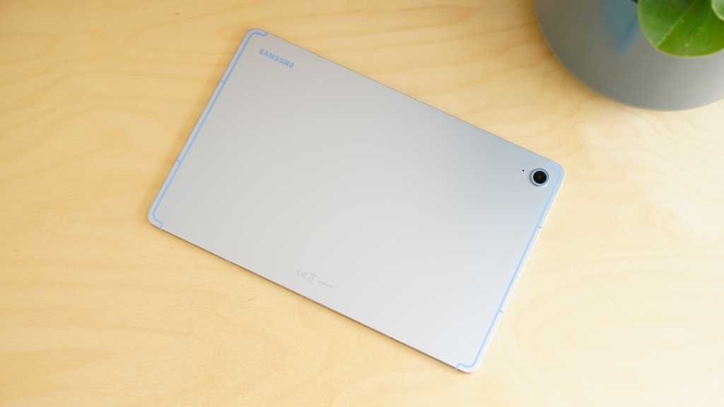 Samsung Galaxy Tab S10 FE Review: Is a Stylus Enough? - Silicon Flash