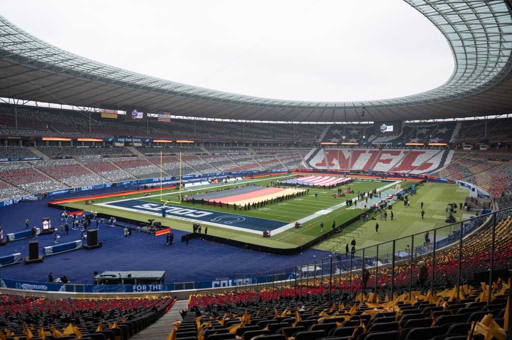 Revolutionizing Football: How the NFL and AWS are Driving Modernization ...