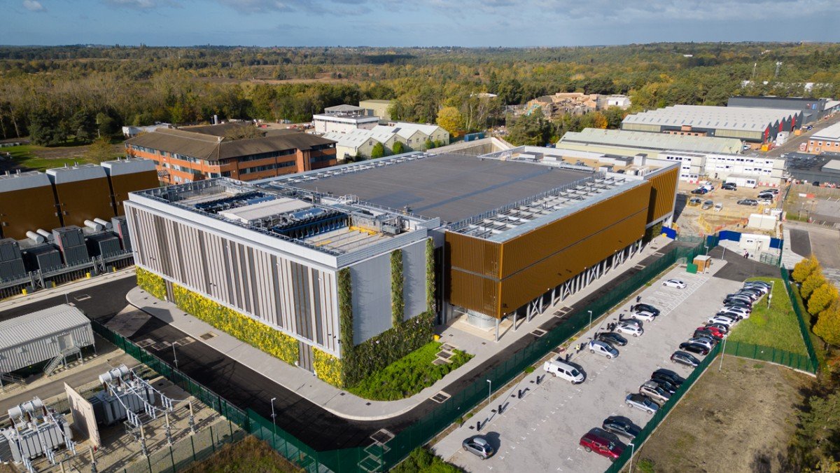 Empowering Data Centers: ABB's Cutting-Edge Medium Voltage Power Supply ...